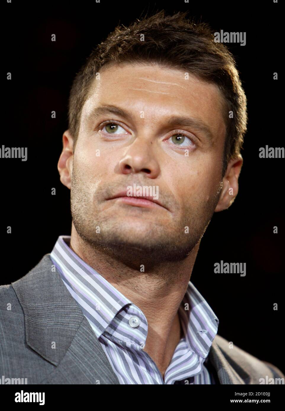 Ryan seacrest show hi-res stock photography and images - Alamy