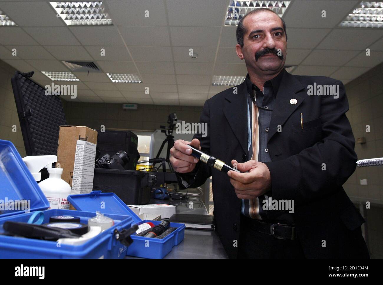 Crime scene investigation kit hi-res stock photography and images - Alamy