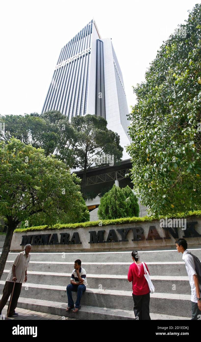 Kuala lumpur malaysia maybank tower hi-res stock photography and images ...