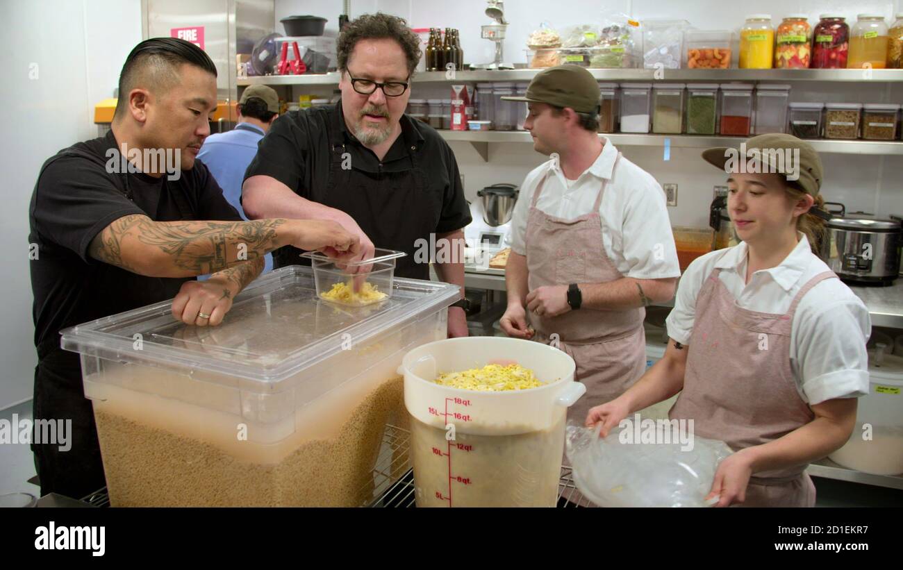 THE CHEF SHOW, Roy Choi (left), Jon Favreau (2nd from left), 'Tartine ...