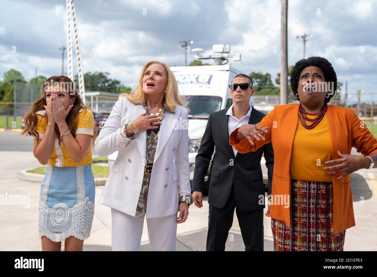 FILTHY RICH, from left: Aubrey Dollar, Kim Cattrall, Benjamin Levy ...