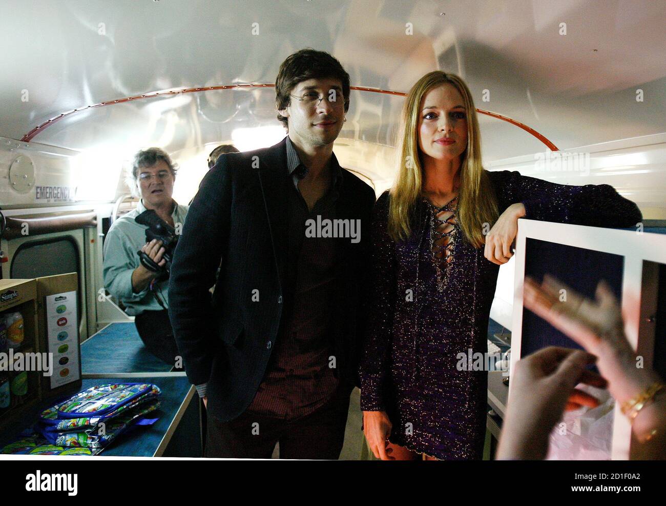 Yaniv raz hi-res stock photography and images - Alamy