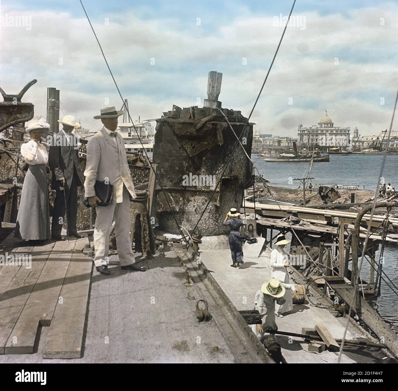 Sinking uss maine 1898 hi-res stock photography and images - Alamy
