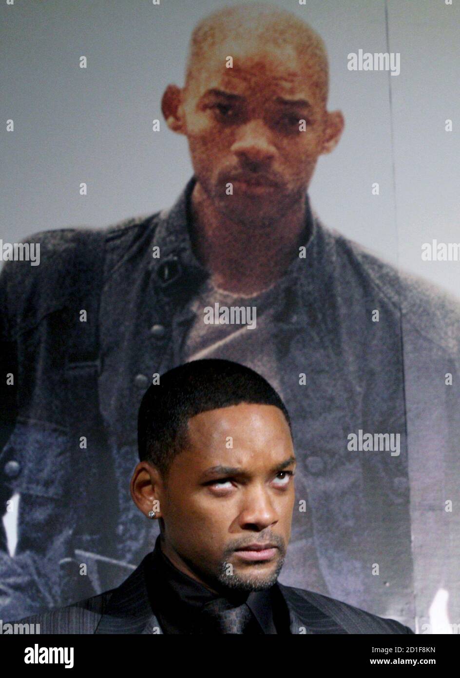 I am legend movie poster hi-res stock photography and images - Alamy