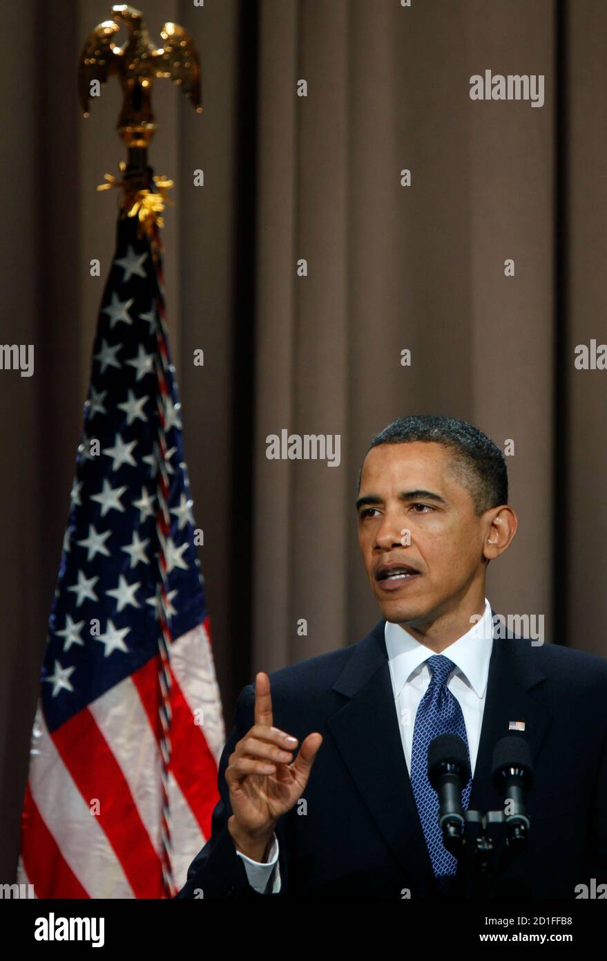 Obama angry speech hi-res stock photography and images - Alamy