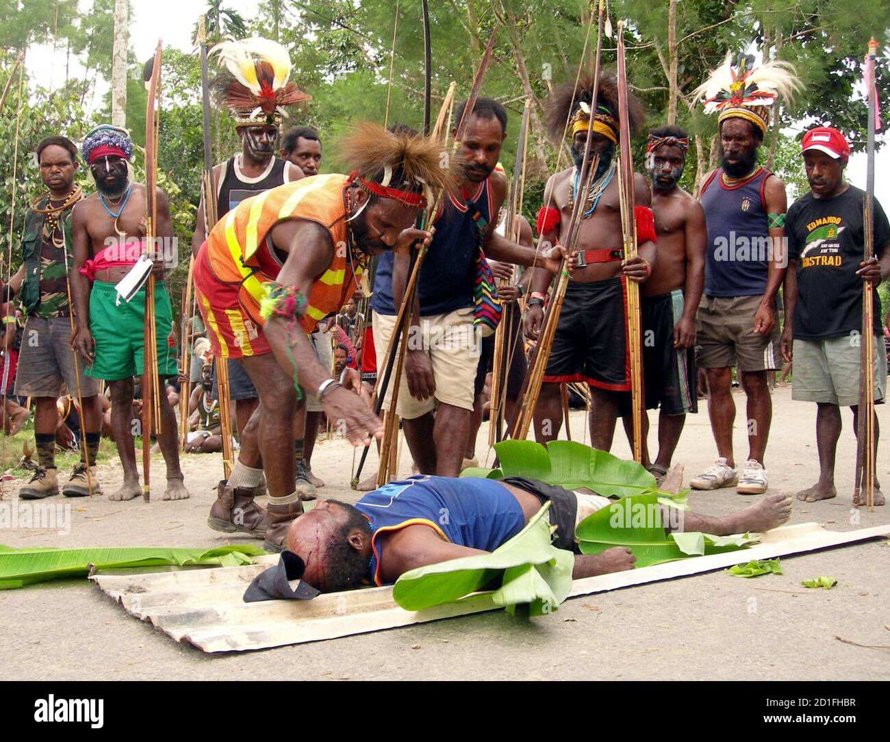 Armed tribesmen hi-res stock photography and images - Alamy