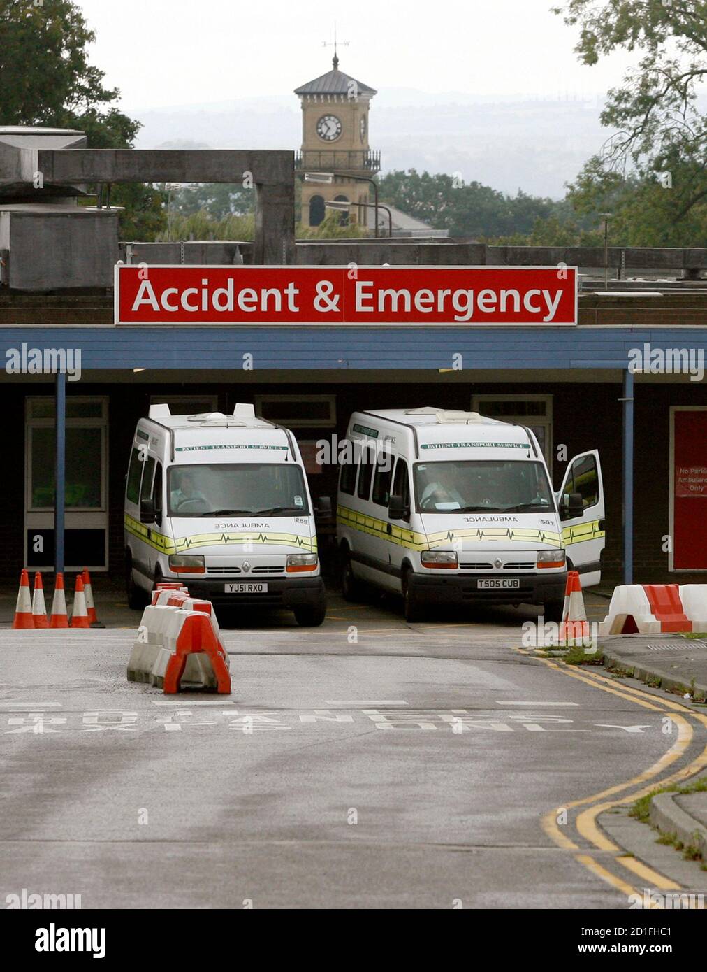 Pinderfields hospital, wakefield hi-res stock photography and images ...