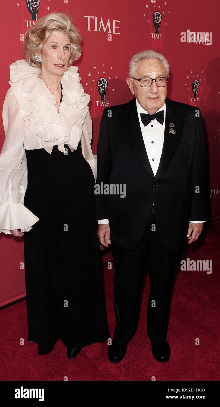 Nancy maginnes hi-res stock photography and images - Alamy