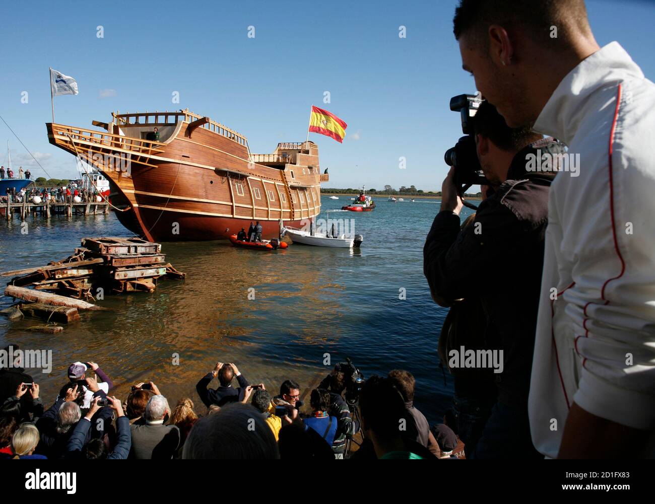 17th Century Spanish Galleon High Resolution Stock Photography and ...