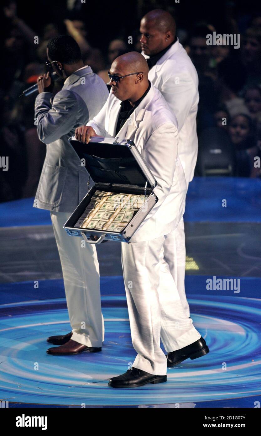 The challenge mtv hi-res stock photography and images - Alamy