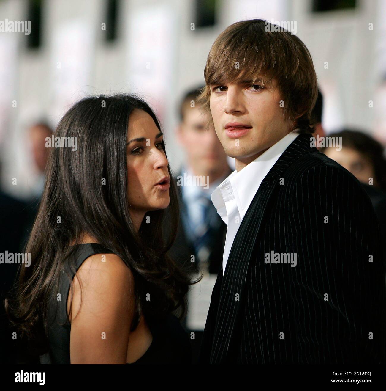 Demi moore premiere hi-res stock photography and images - Alamy