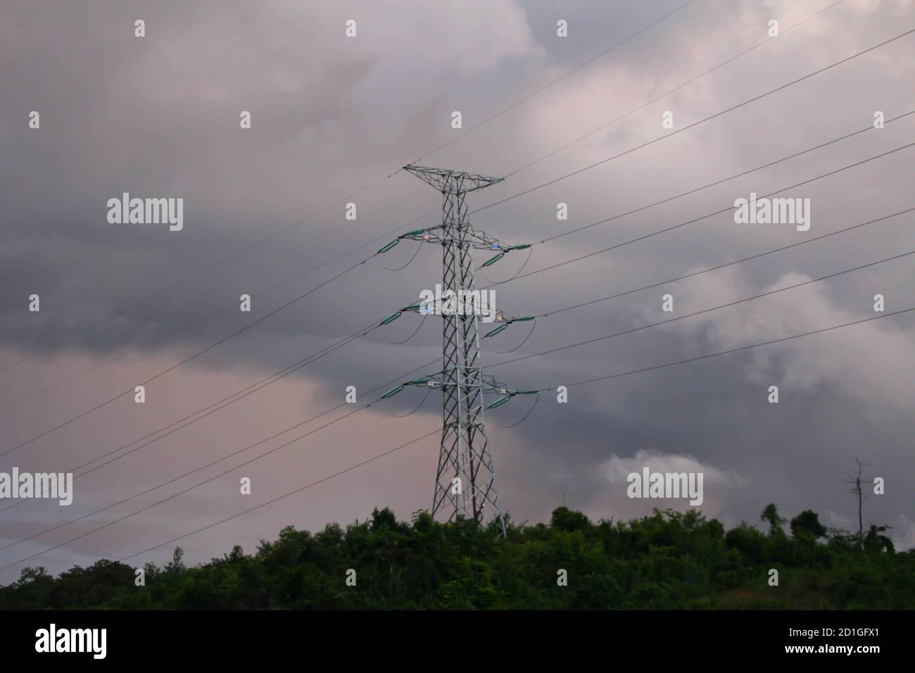 Electric post with transformer hi-res stock photography and images - Alamy