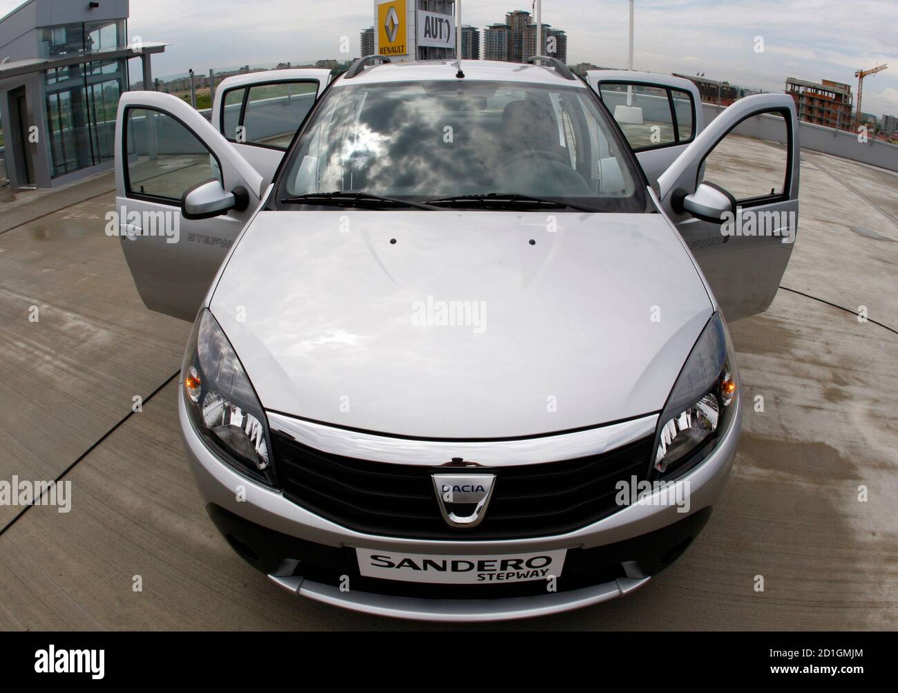 Renault sandero stepway car hi-res stock photography and images - Alamy