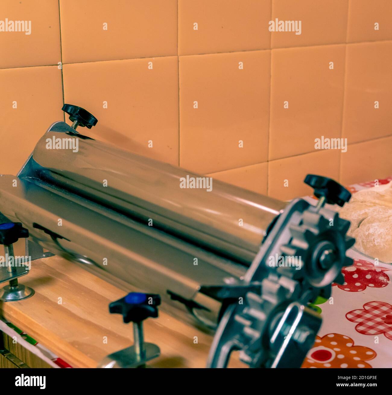 Pastry machine hi-res stock photography and images - Alamy