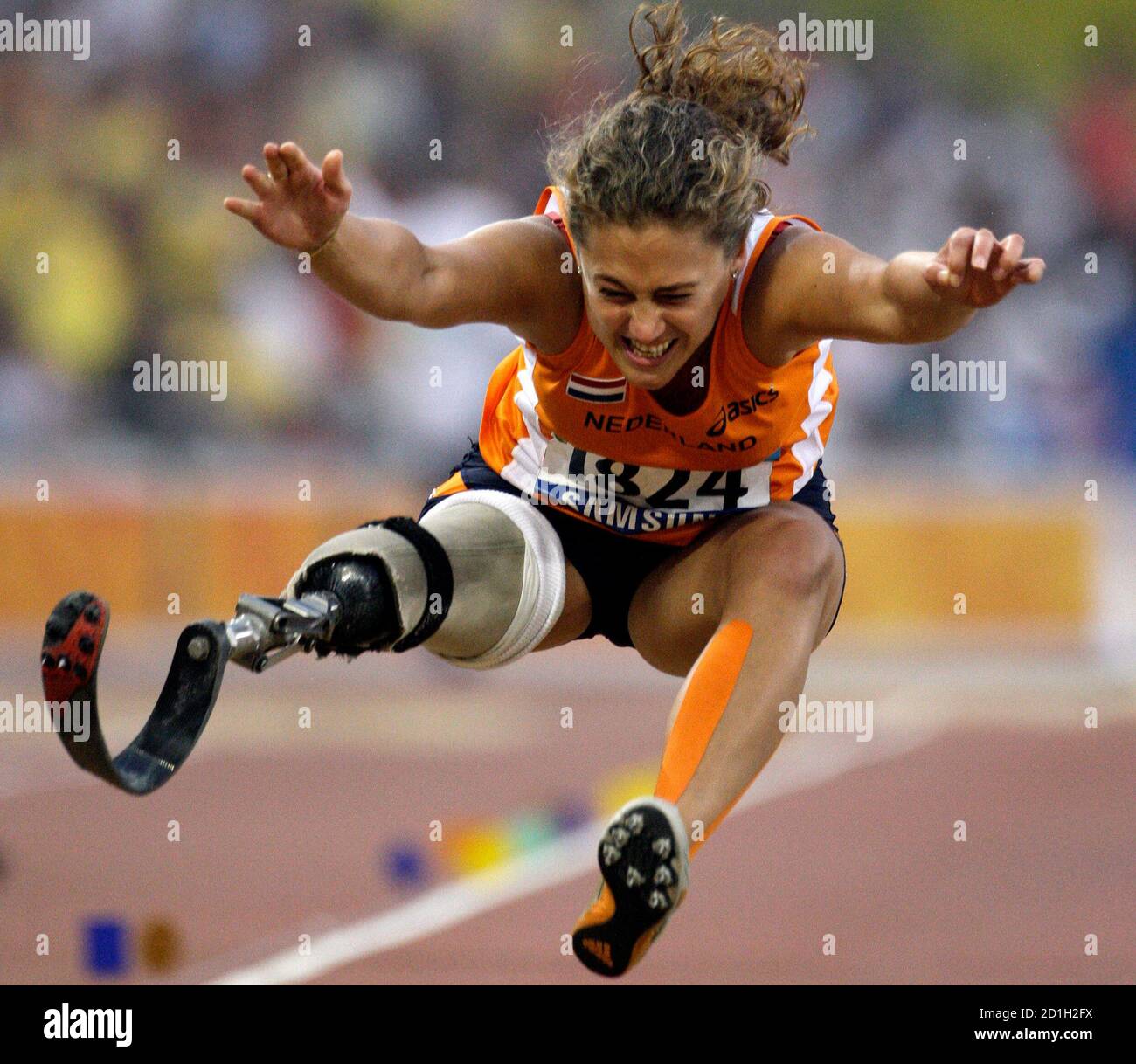 Annette roozen netherlands competes in hi-res stock photography and ...