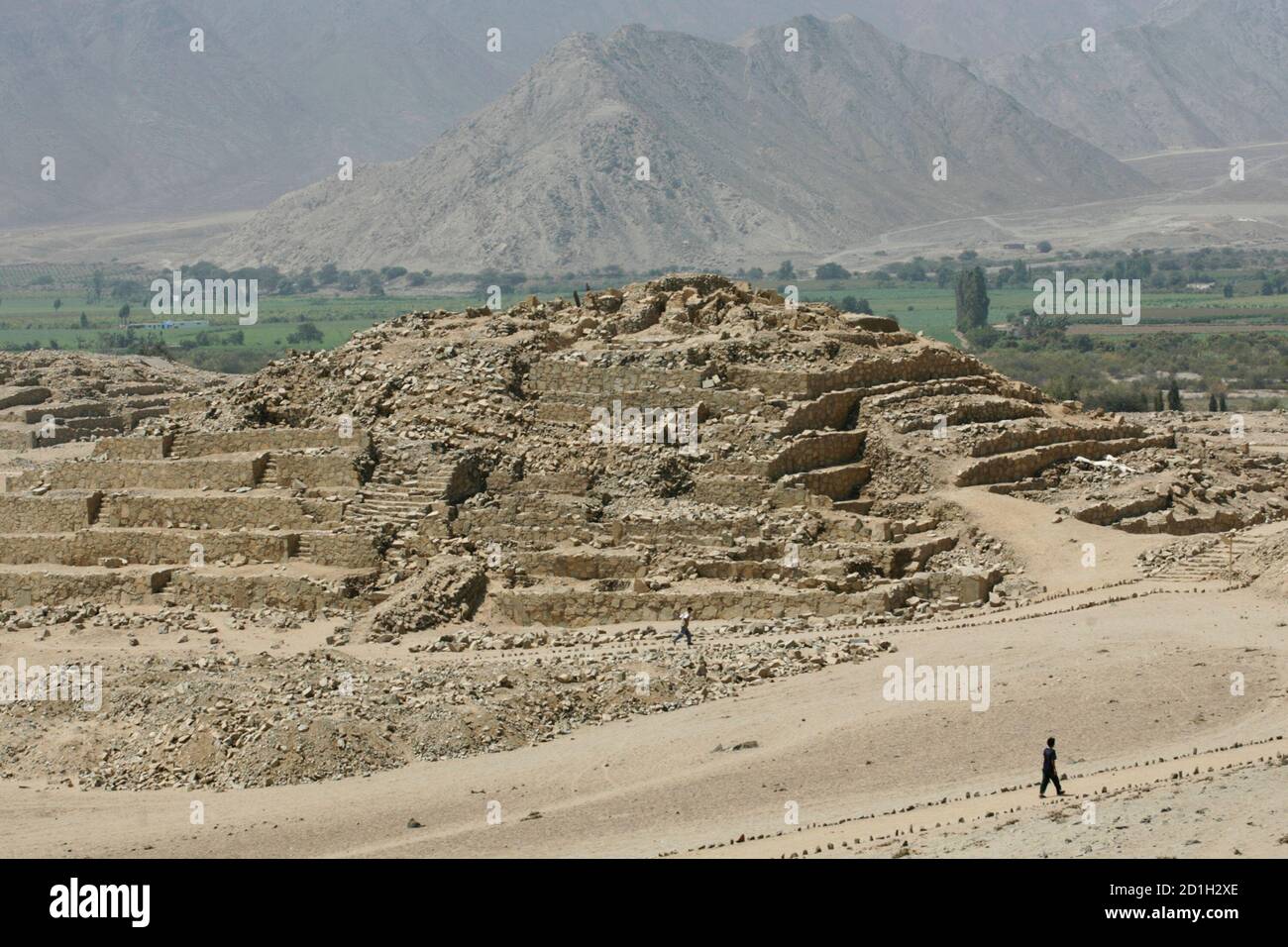 Caral civilization hi-res stock photography and images - Alamy