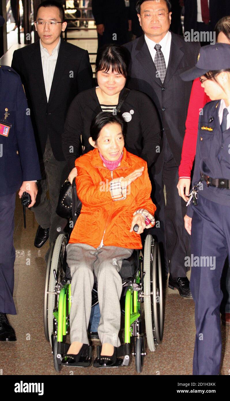 Steve chen arrive hi-res stock photography and images - Alamy