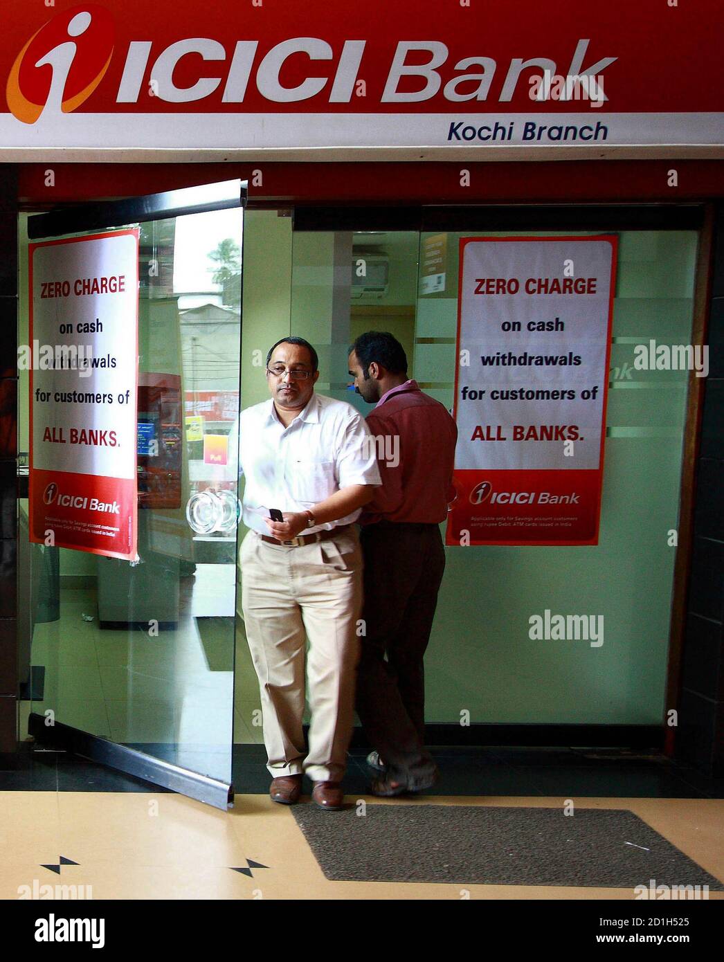 Icici bank logo hi-res stock photography and images - Alamy