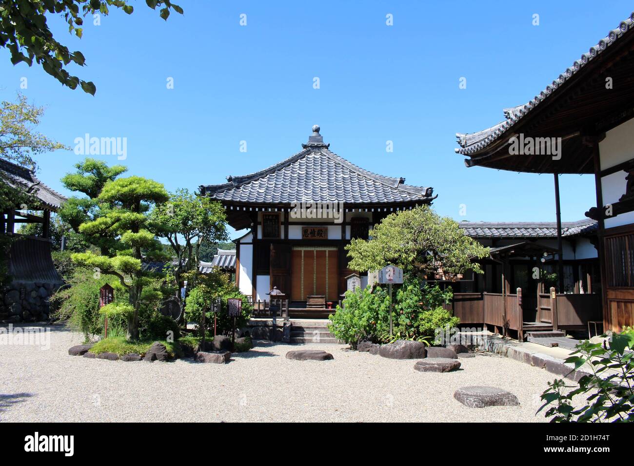 Asukadera temple hi-res stock photography and images - Alamy