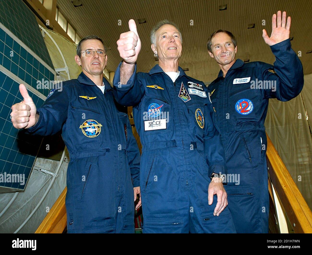 William mcarthur astronaut hi-res stock photography and images - Alamy
