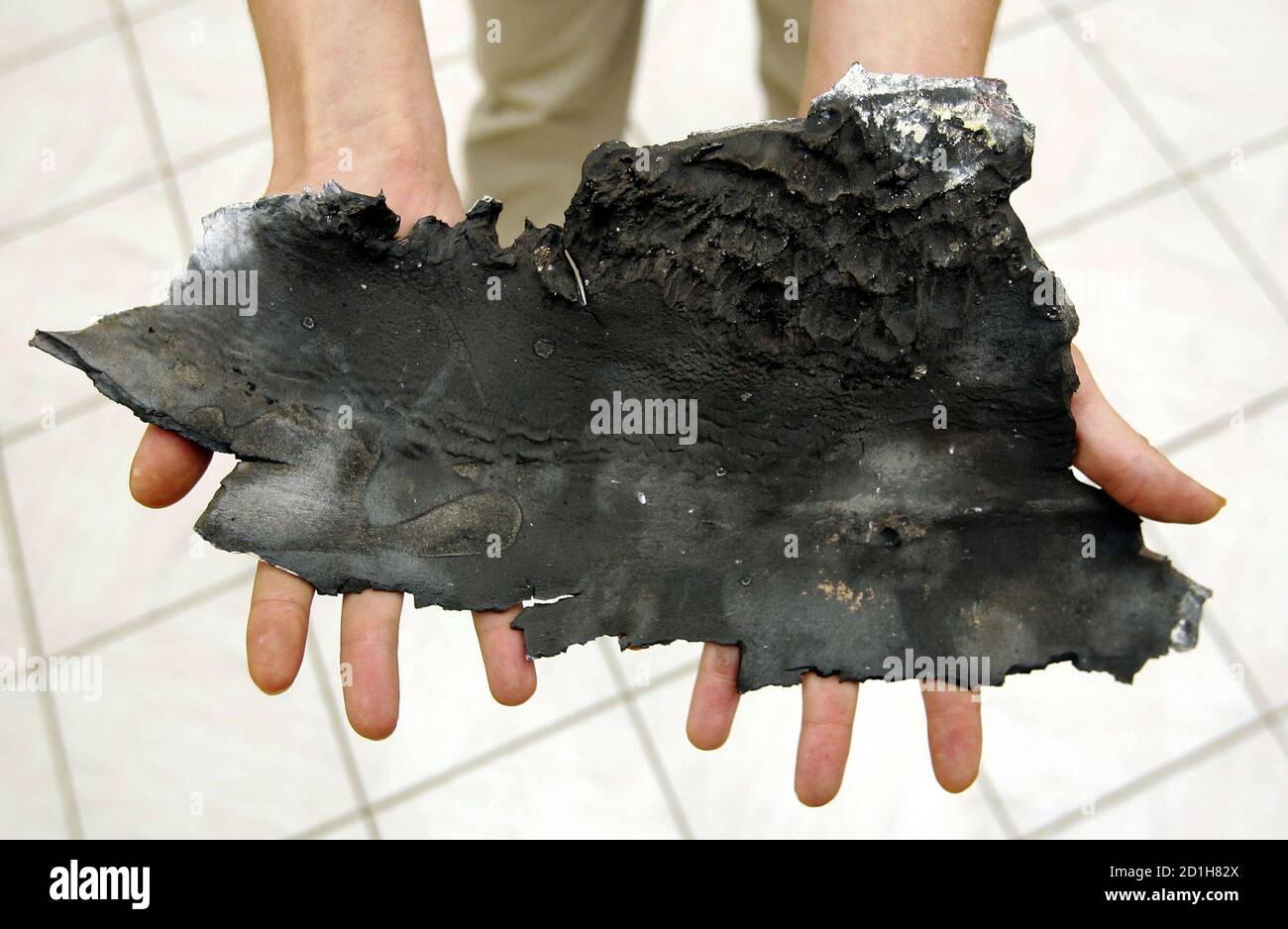 Jagged metal hi-res stock photography and images - Alamy