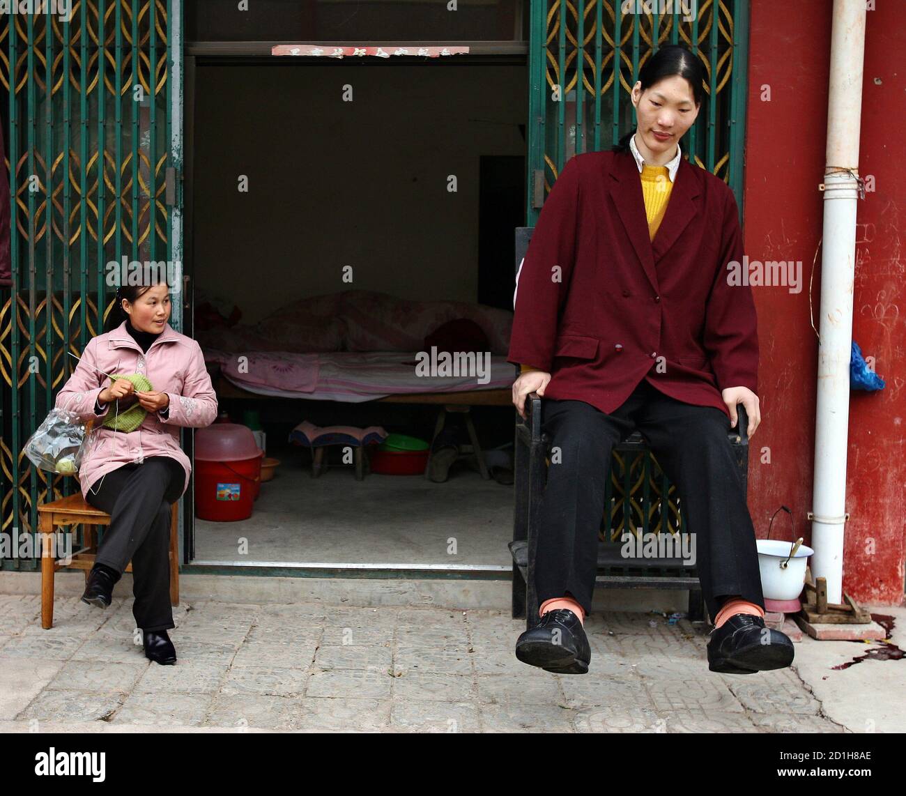 34 Metres Tall High Resolution Stock Photography and Images - Alamy