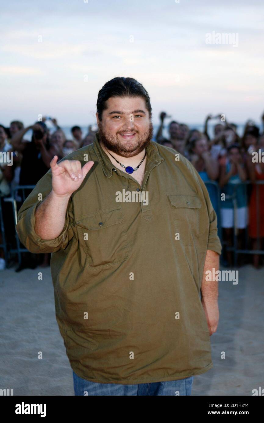 Lost tv jorge garcia hi-res stock photography and images - Alamy