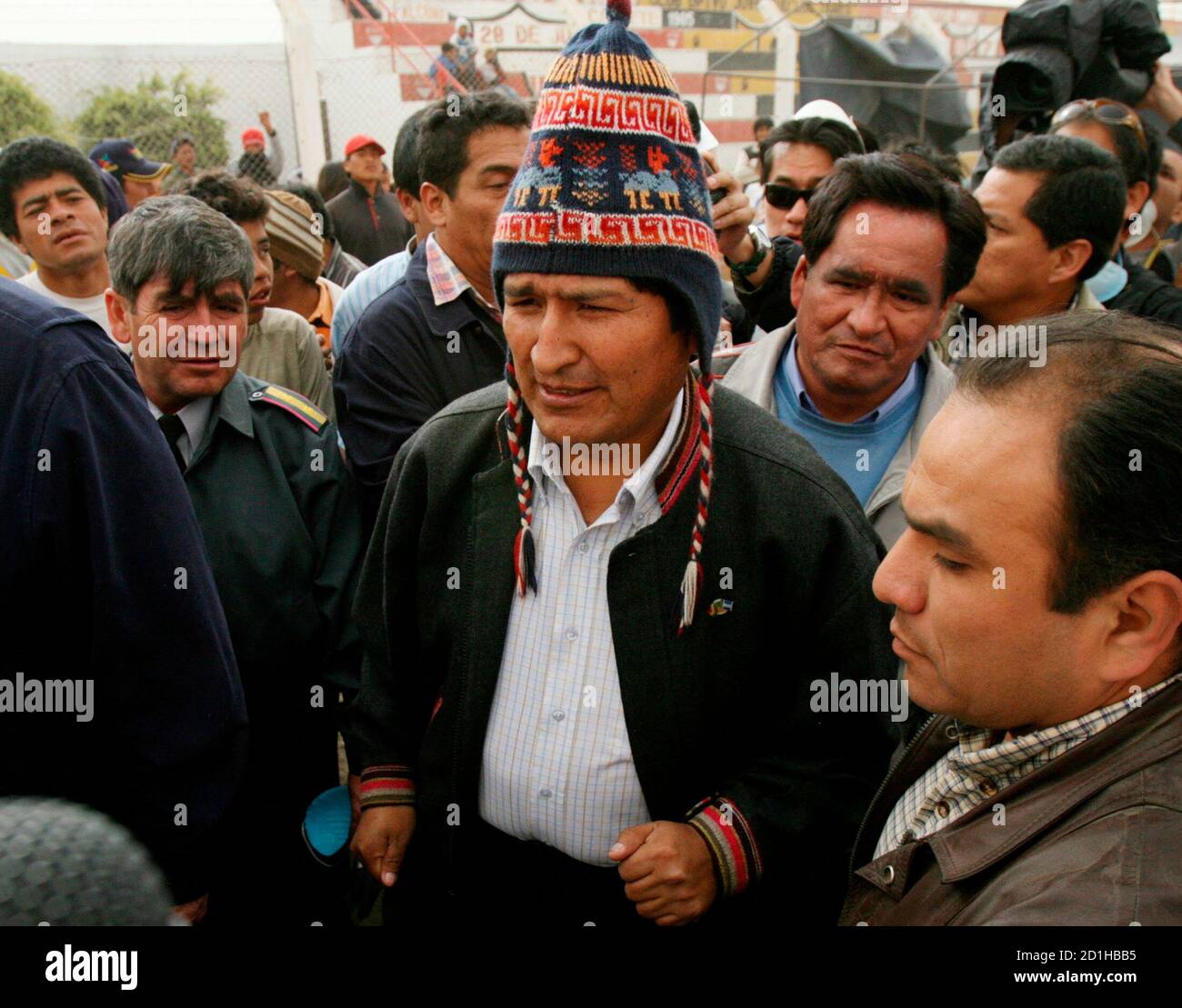 Peru chullo hi-res stock photography and images - Alamy