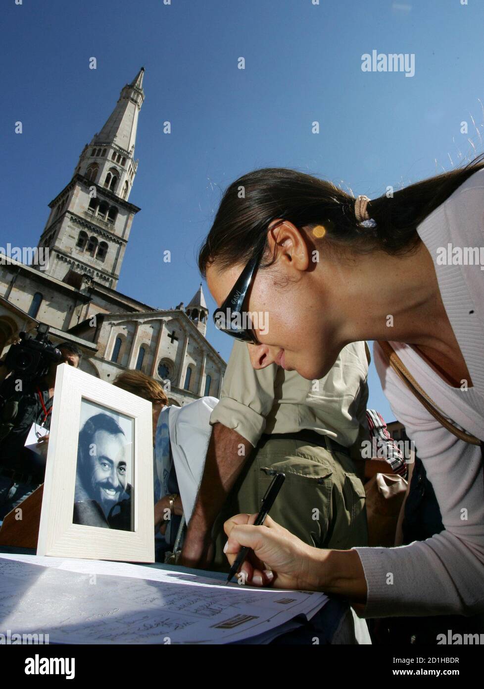 Italy At Luciano Pavarottis High Resolution Stock Photography and ...