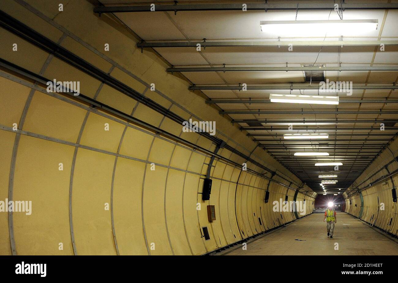 Two one mile long tunnels hi-res stock photography and images - Alamy
