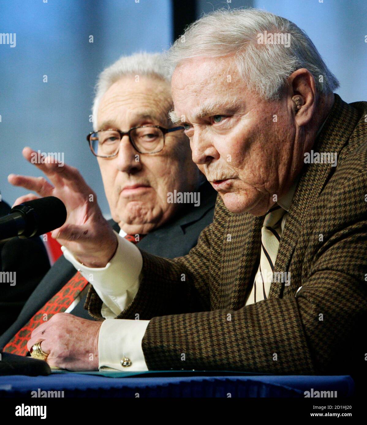 Henry kissinger army hi-res stock photography and images - Alamy
