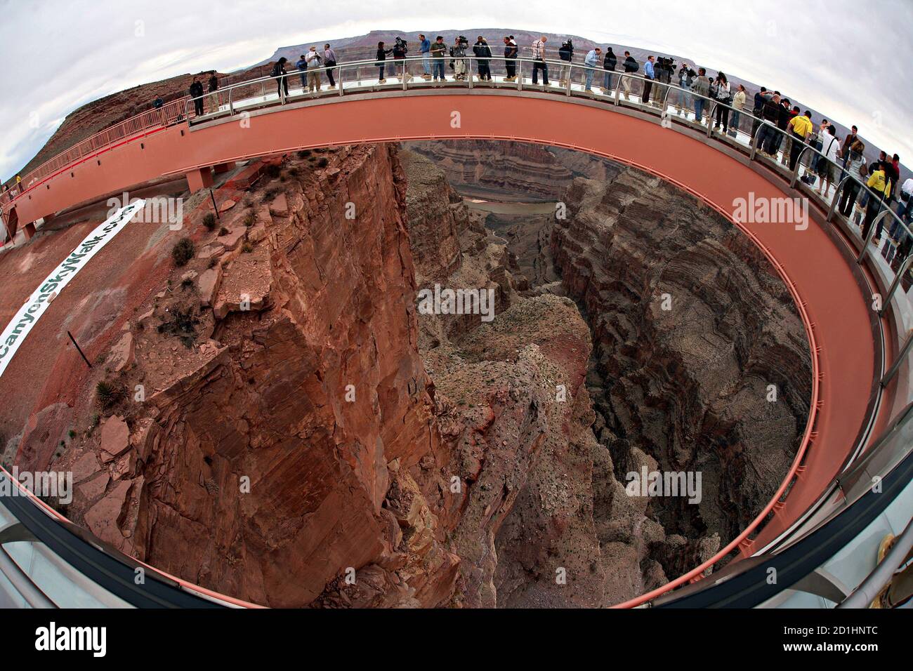 Observation platform grand canyon hi-res stock photography and images ...