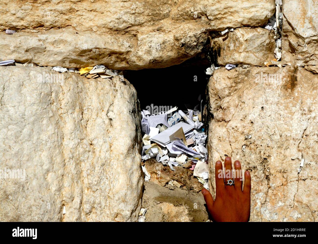 Placing a note in the western wall hi-res stock photography and images ...