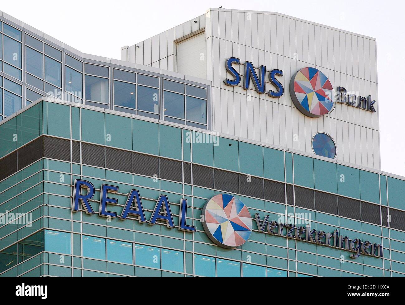 Insurance logos hi-res stock photography and images - Alamy