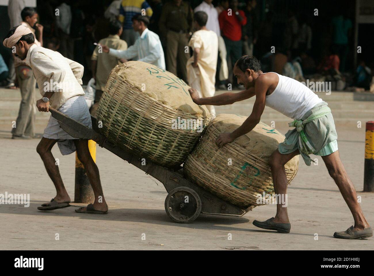 Indian Railway Porter High Resolution Stock Photography and Images - Alamy