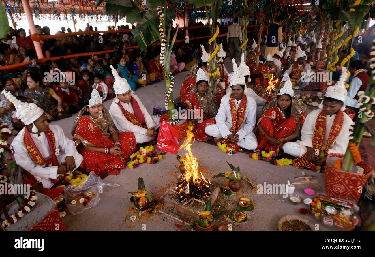 Hindu wedding rituals of india hi-res stock photography and images - Alamy