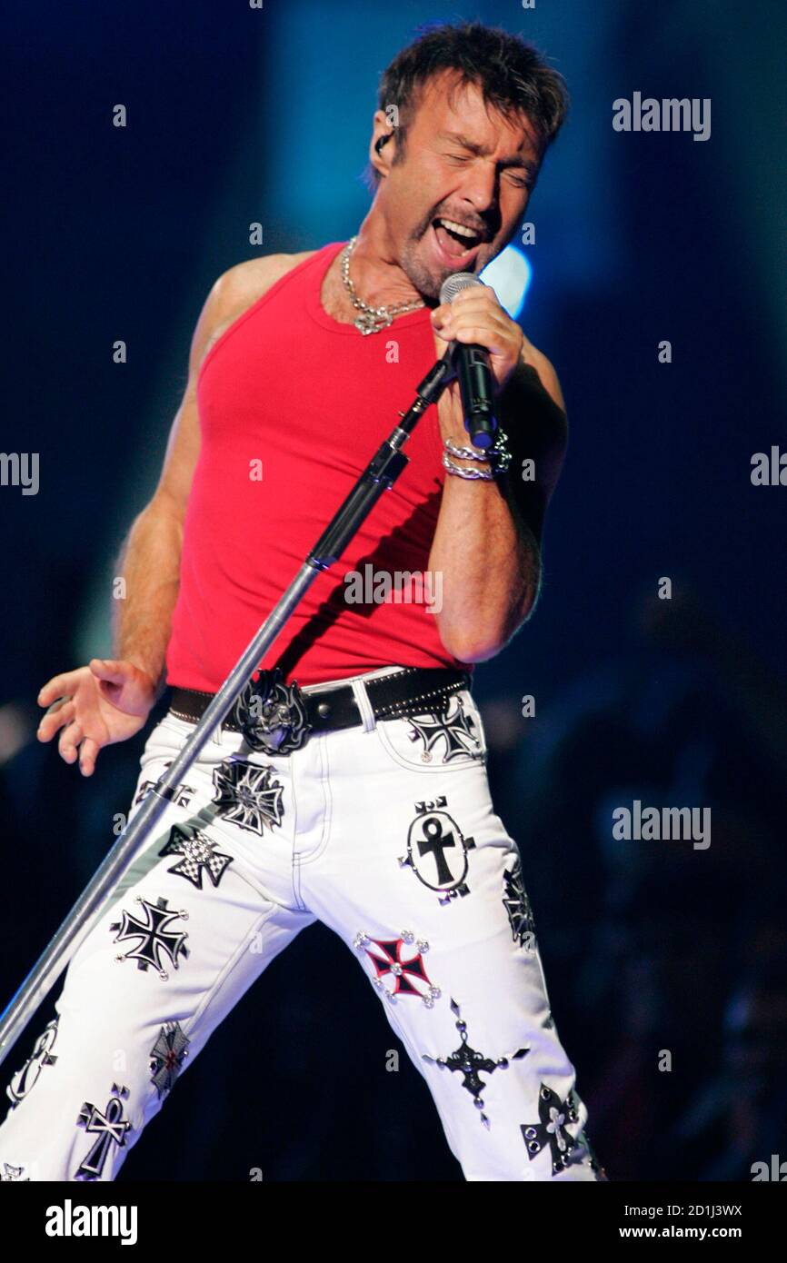 Queen tribute concert hi-res stock photography and images - Alamy