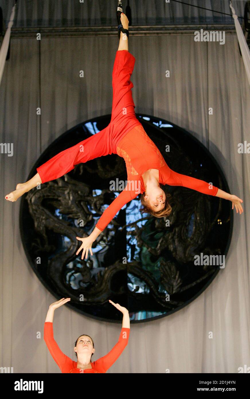 The flying fruit fly circus hi-res stock photography and images - Alamy