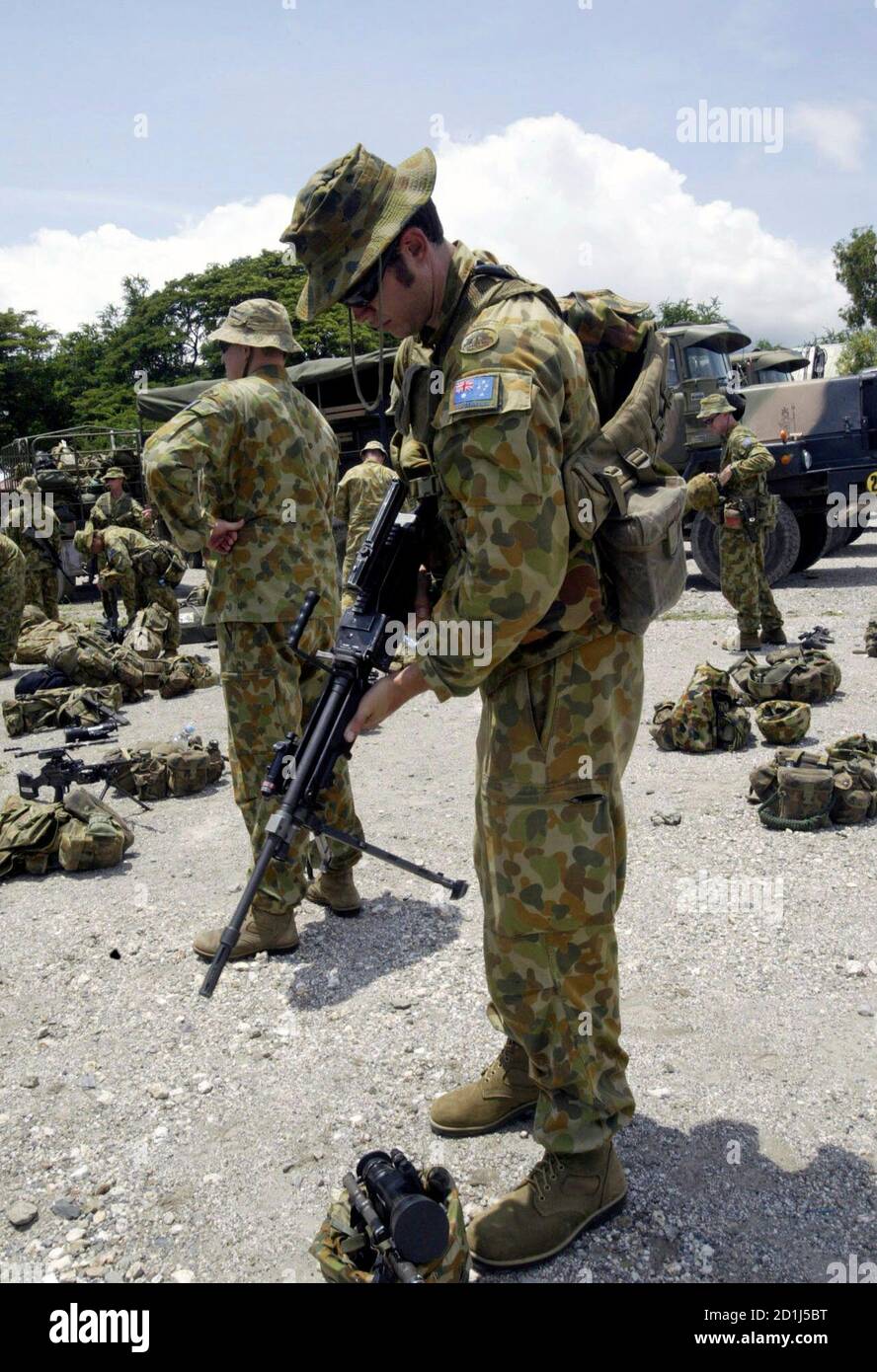 Australian soldier timor hi-res stock photography and images - Alamy