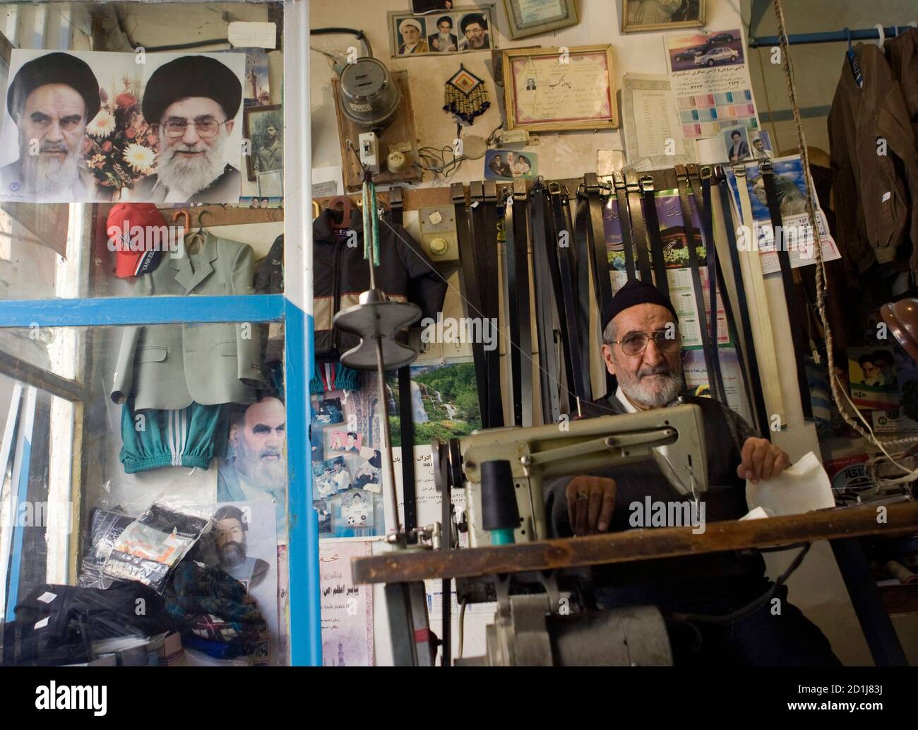 An iranian tailor hi-res stock photography and images - Alamy