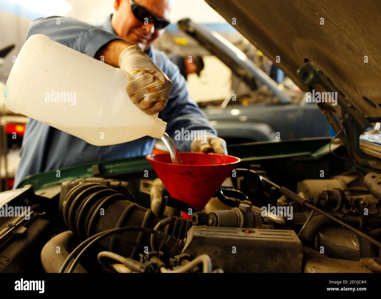 Sodium Silicate High Resolution Stock Photography and Images - Alamy