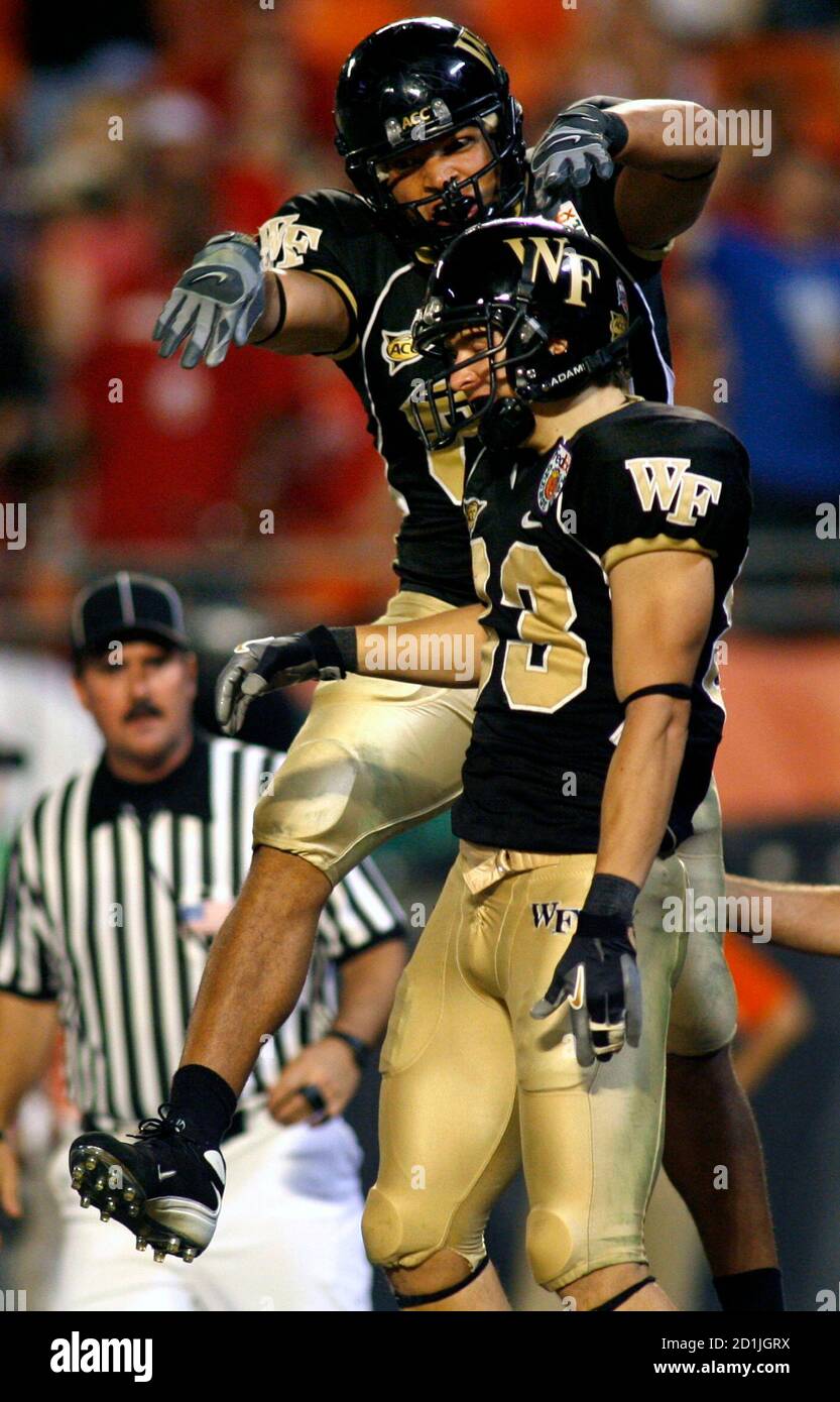Wake forest football hi-res stock photography and images - Alamy