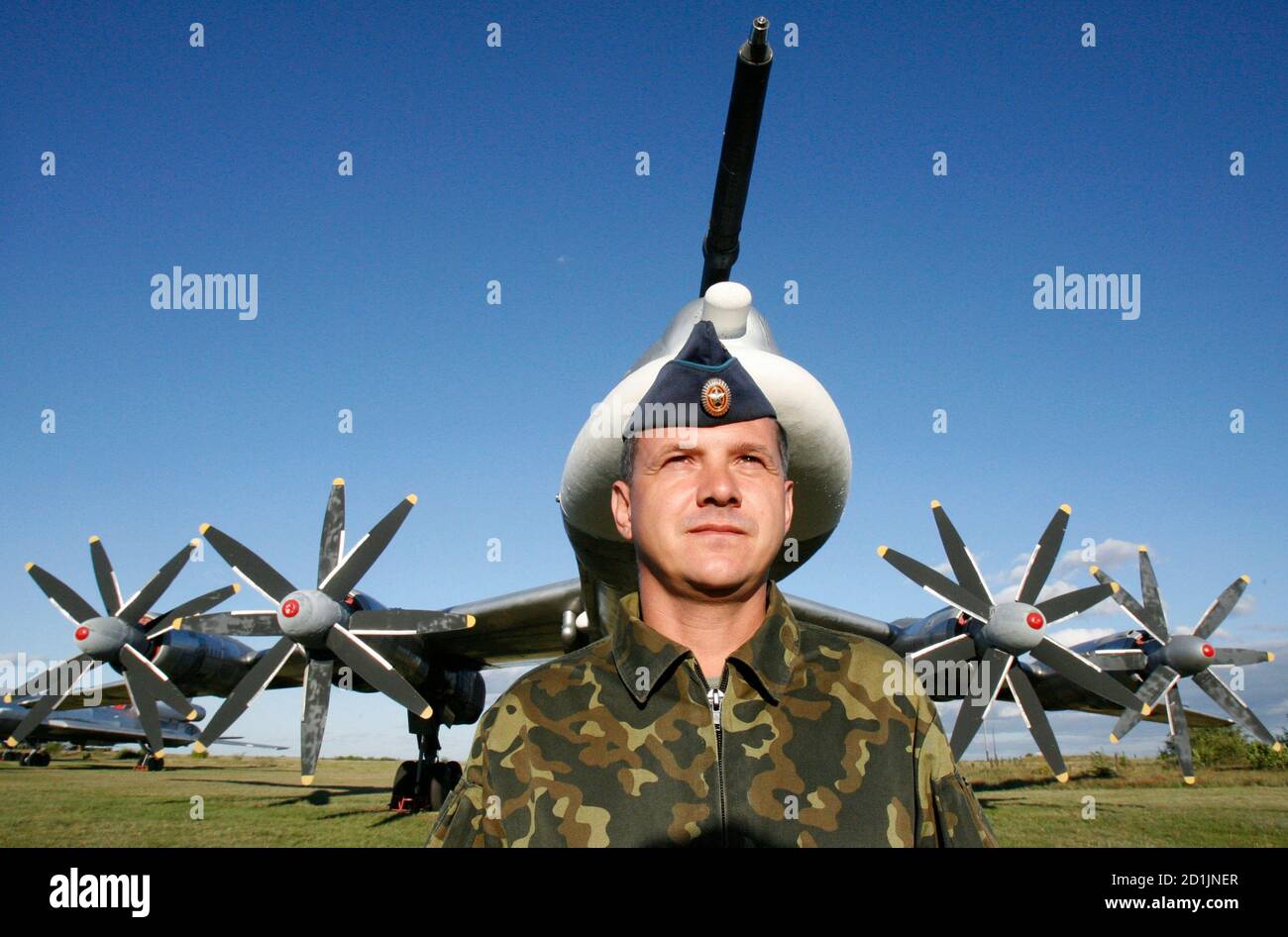 Tu 95 bear russian bomber hi-res stock photography and images - Alamy
