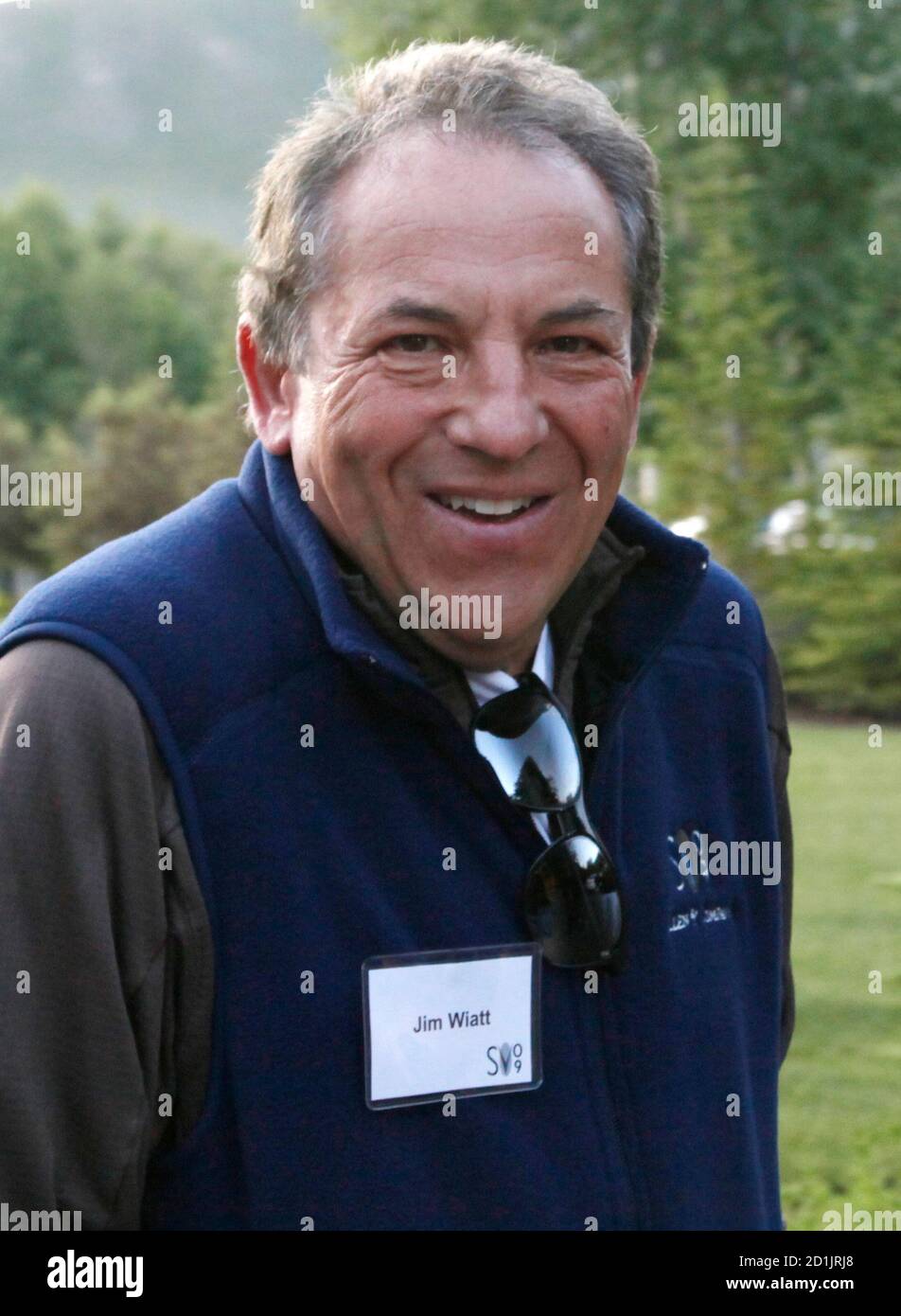 Jim wiatt hi-res stock photography and images - Alamy