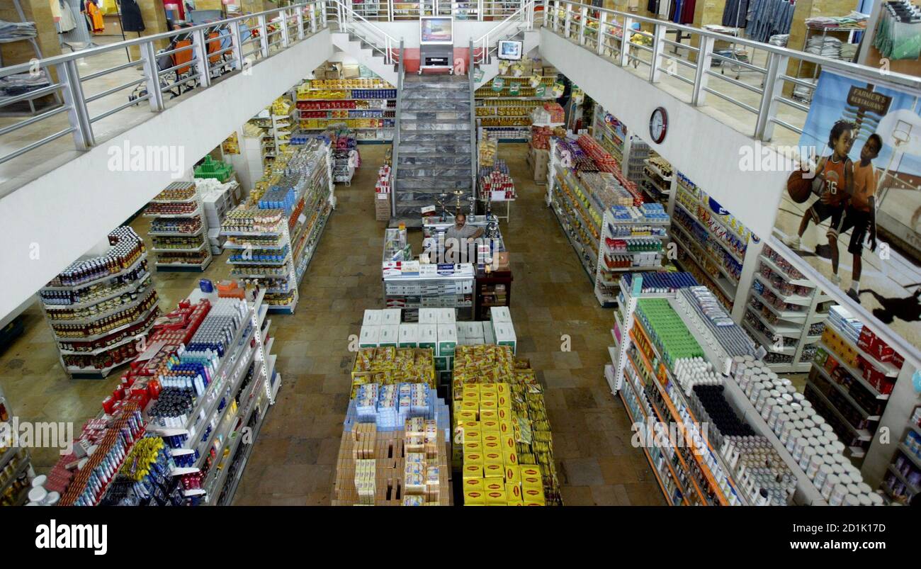 Supermarket counter from above hi-res stock photography and images - Alamy