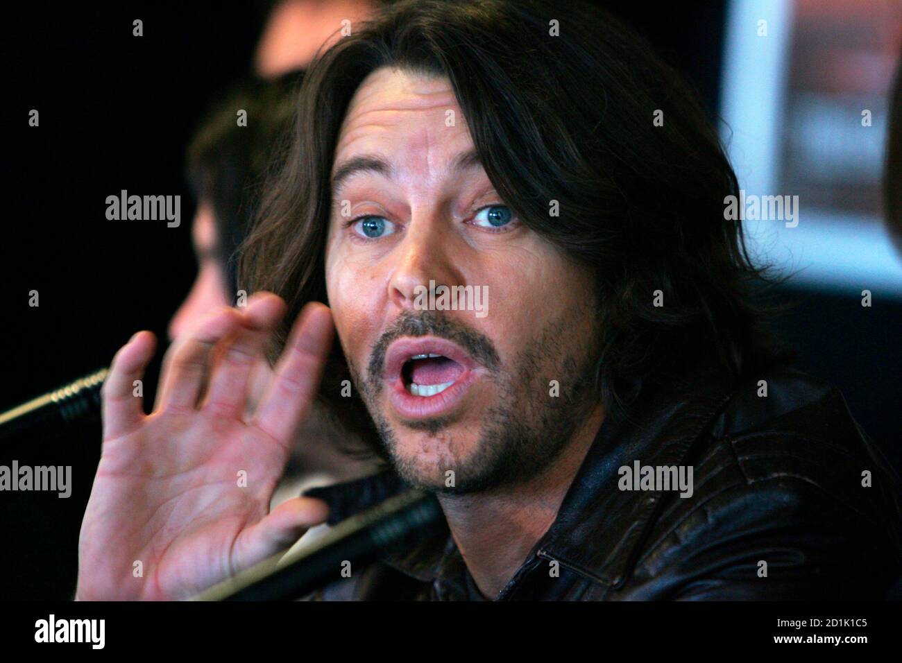 Bernard fanning hi-res stock photography and images - Alamy