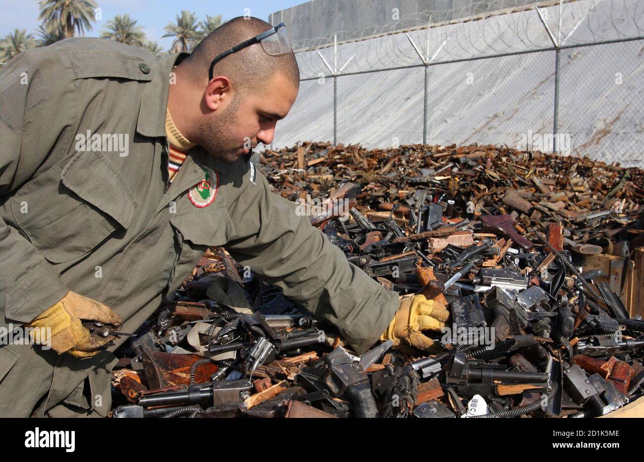 Uxo operations hi-res stock photography and images - Alamy