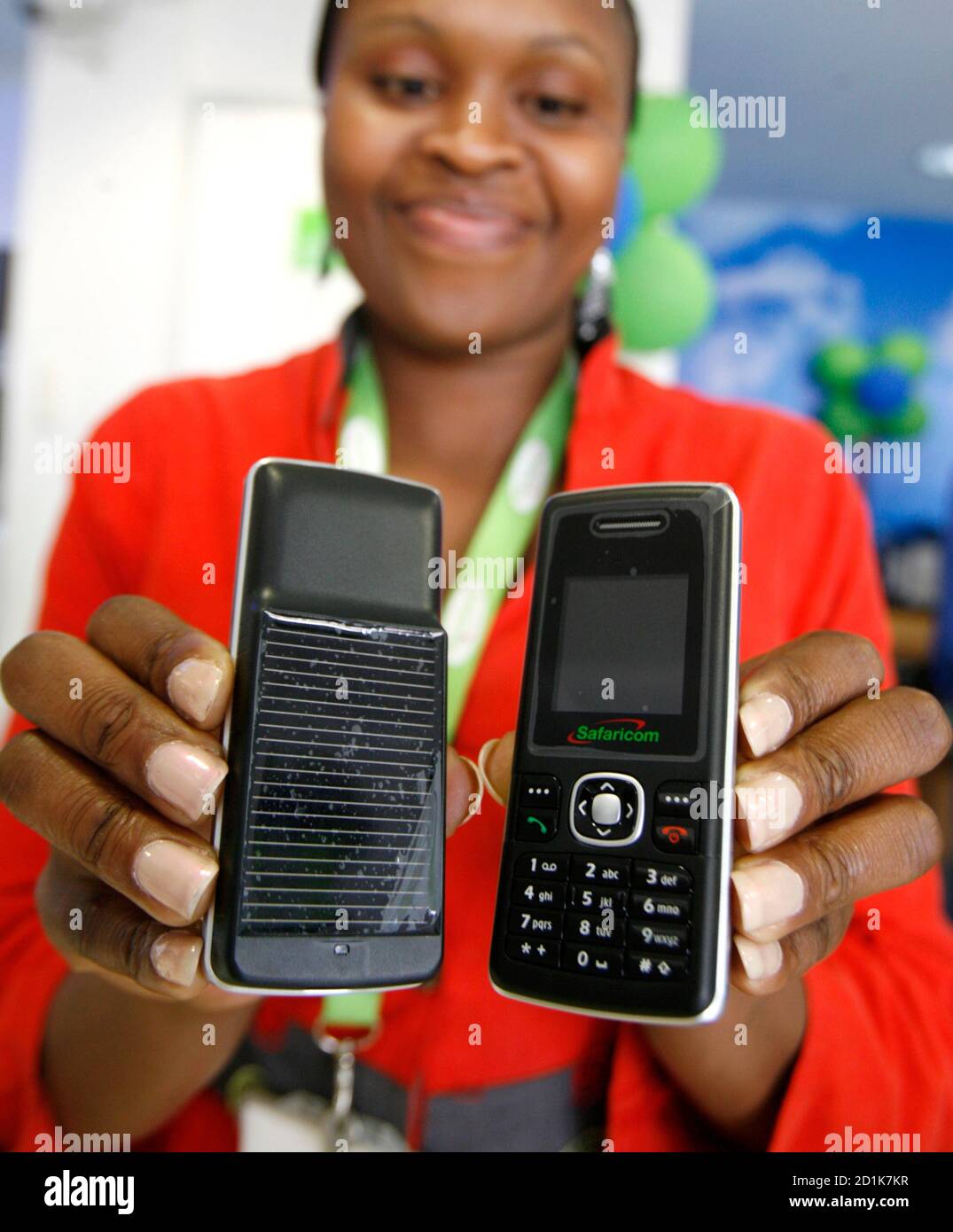 Solar phone africa hi-res stock photography and images - Alamy