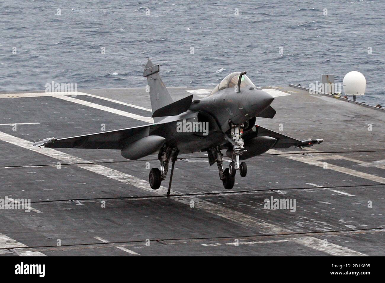 Aircraft carrier landing cable hi-res stock photography and images - Alamy
