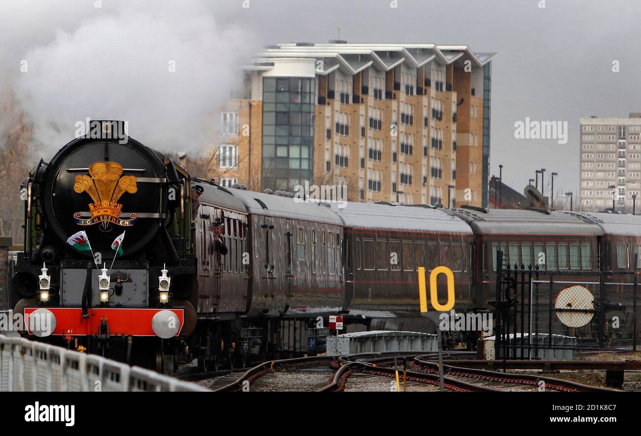 The royal train hi-res stock photography and images - Alamy